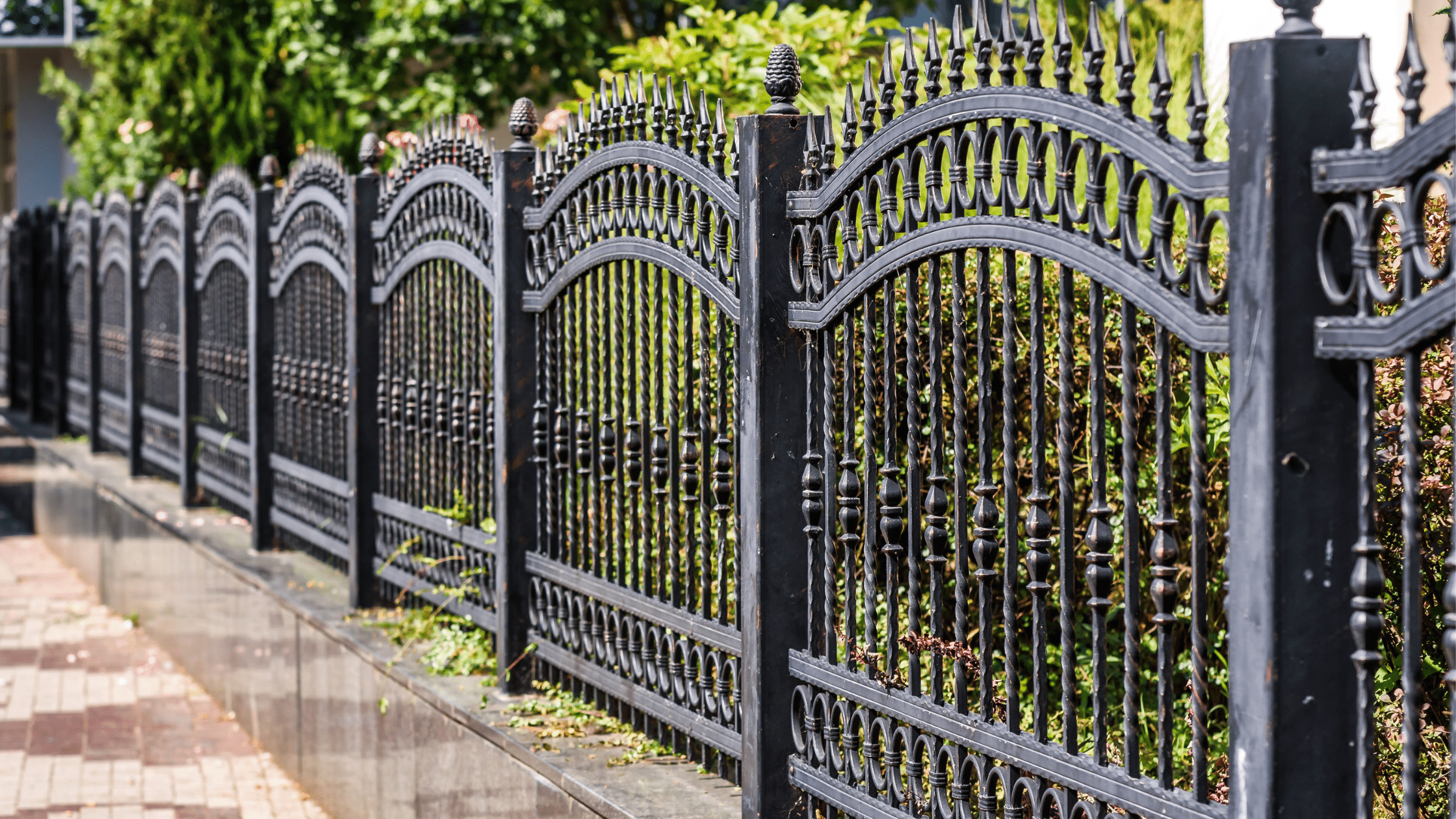 Wrought Iron & Metal Fencing